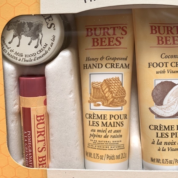 Burt’s Bee | Accents | New Burts Bees Tips And Toes Kit | Poshmark